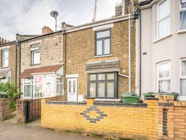 3 Bedroom Terraced House