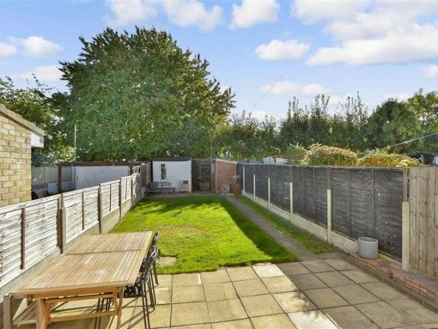 3 Bedroom Terraced House