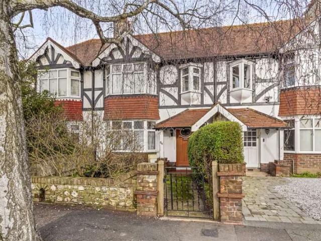 3 Bedroom Terraced House