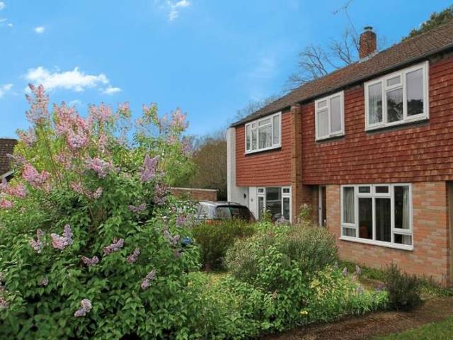 3 Bedroom Terraced House