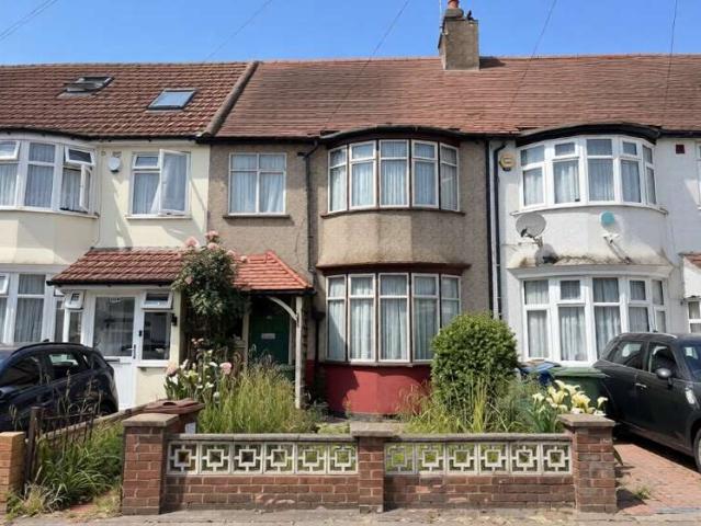 3 Bedroom Terraced House