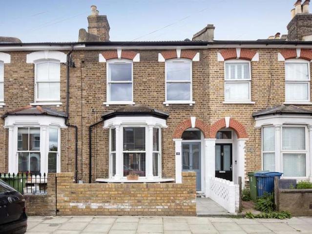 3 Bedroom Terraced House