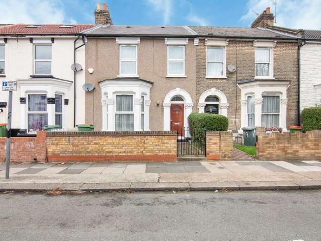 3 Bedroom Terraced House