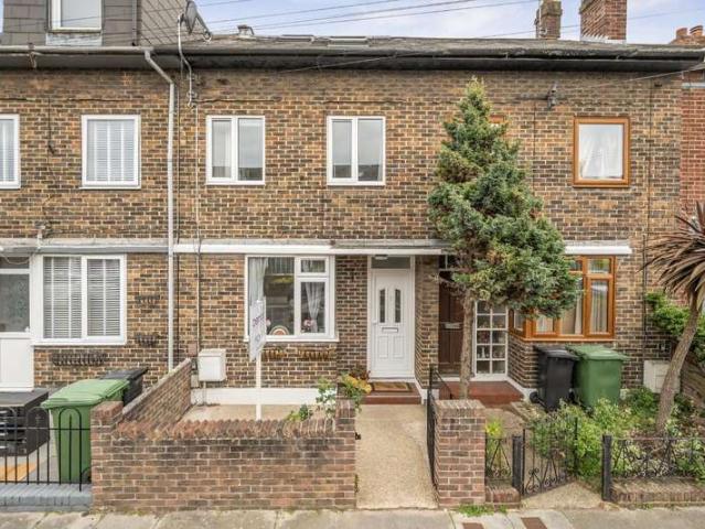 3 Bedroom Terraced House