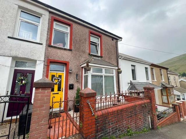 3 Bedroom Terraced House