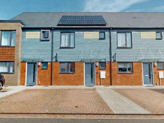 3 Bedroom Terraced House