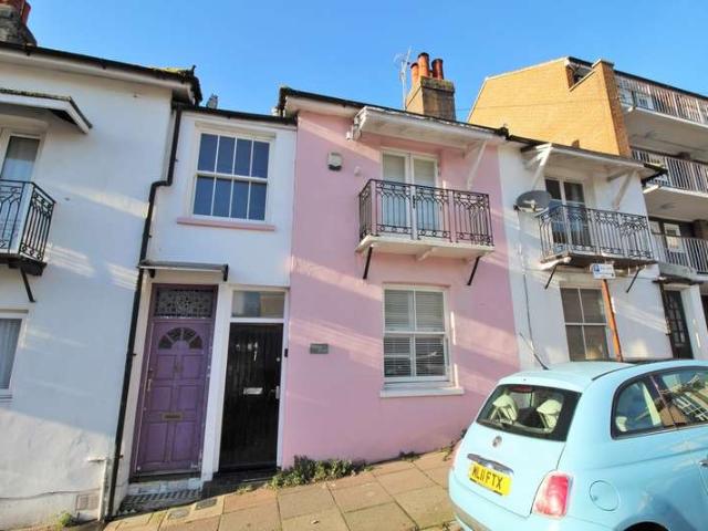 3 Bedroom Terraced House