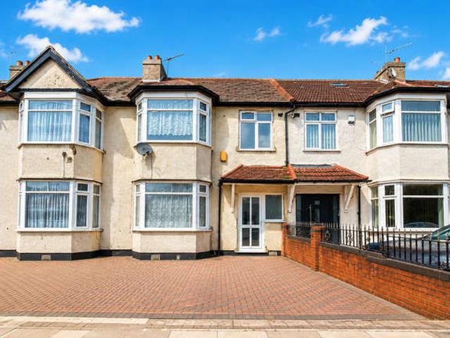 3 Bedroom Terraced House