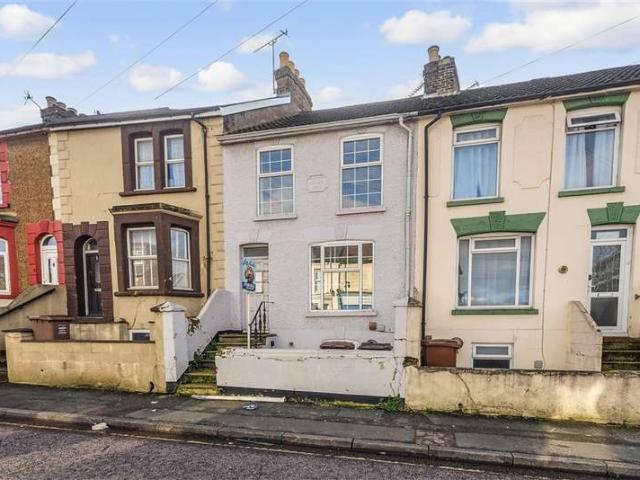 3 Bedroom Terraced House