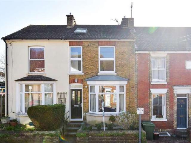 3 Bedroom Terraced House