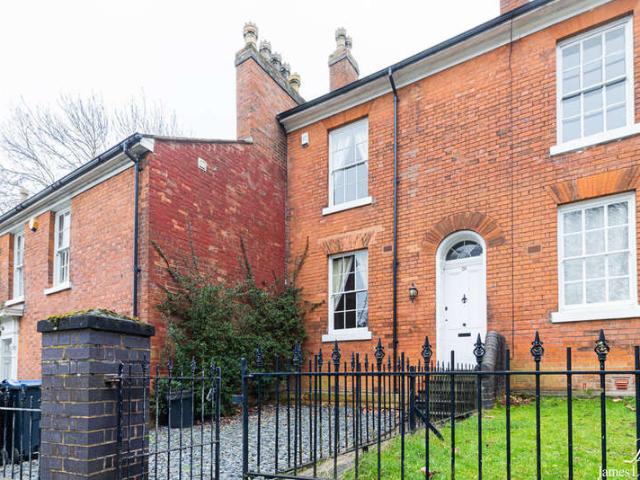 3 Bedroom Terraced House