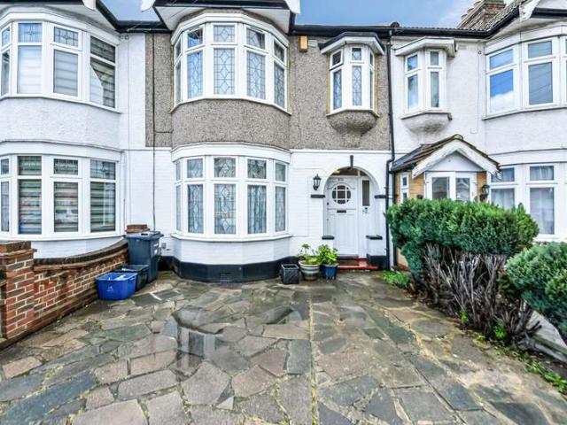 3 Bedroom Terraced House