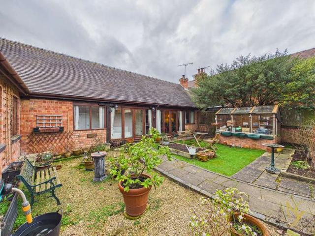 3 Bedroom Terraced House