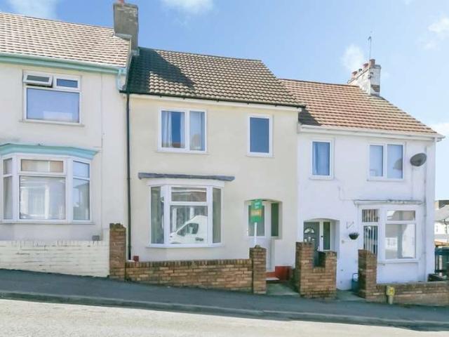 3 Bedroom Terraced House