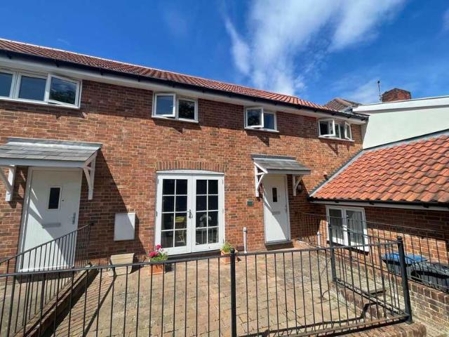 3 Bedroom Terraced House