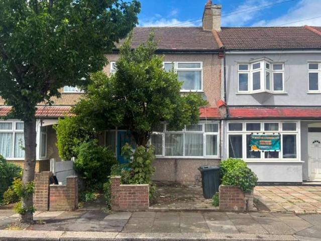 3 Bedroom Terraced House