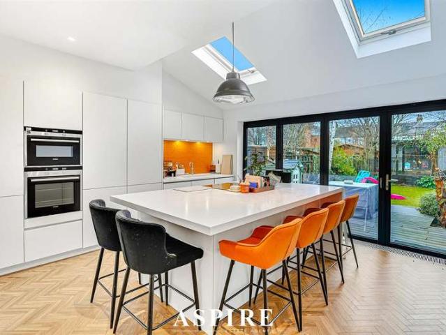 3 Bedroom Terraced House