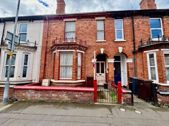 3 Bedroom Terraced House