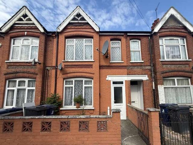 3 Bedroom Terraced House