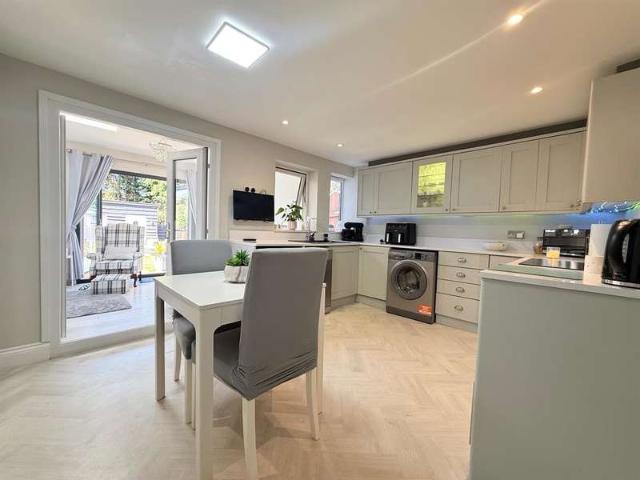 3 Bedroom Terraced House
