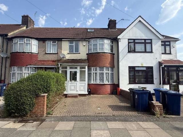 3 Bedroom Terraced House
