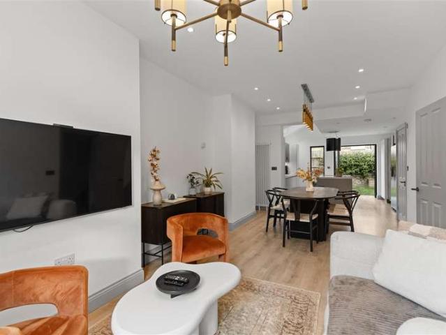 3 Bedroom Terraced House