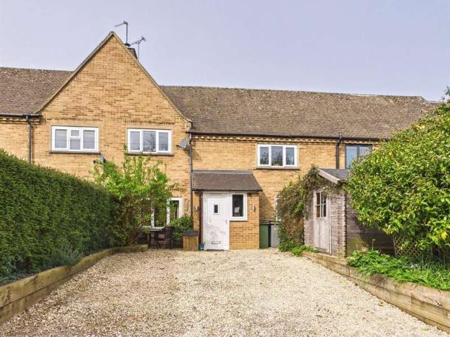 3 Bedroom Terraced House