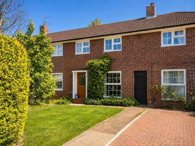 3 Bedroom Terraced House