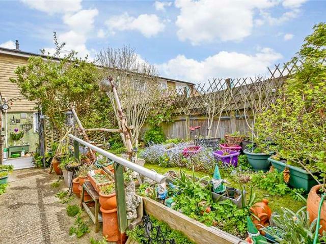 3 Bedroom Terraced House