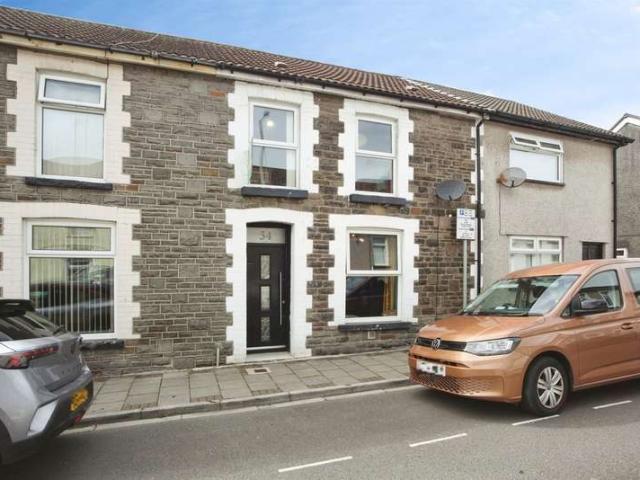 3 Bedroom Terraced House