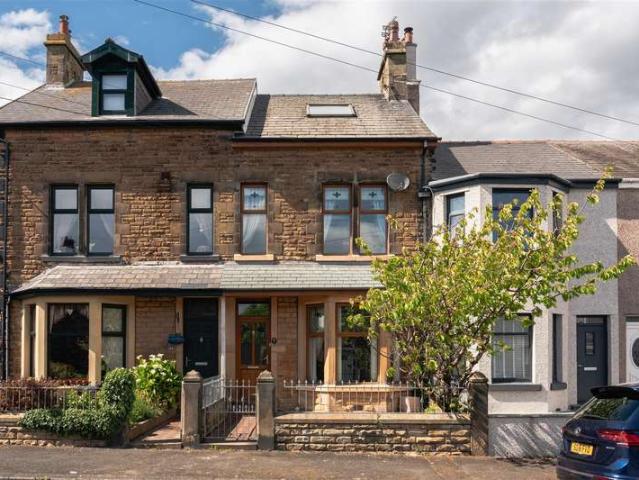 3 Bedroom Terraced House