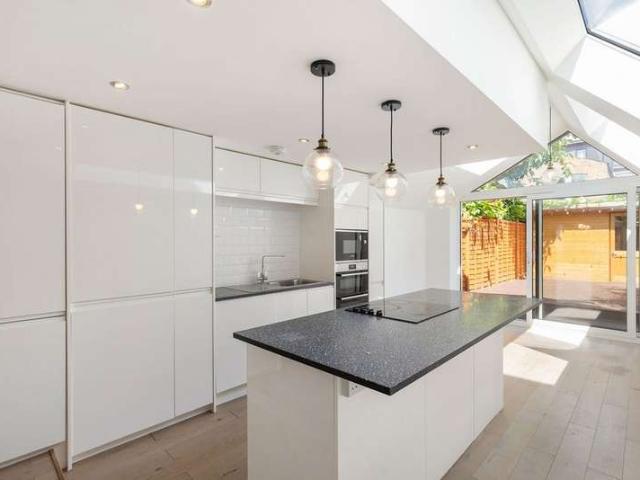 3 Bedroom Terraced House