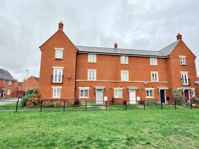 3 Bedroom Terraced House