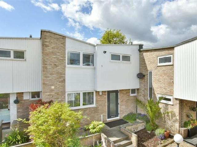 3 Bedroom Terraced House