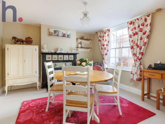 3 Bedroom Terraced House