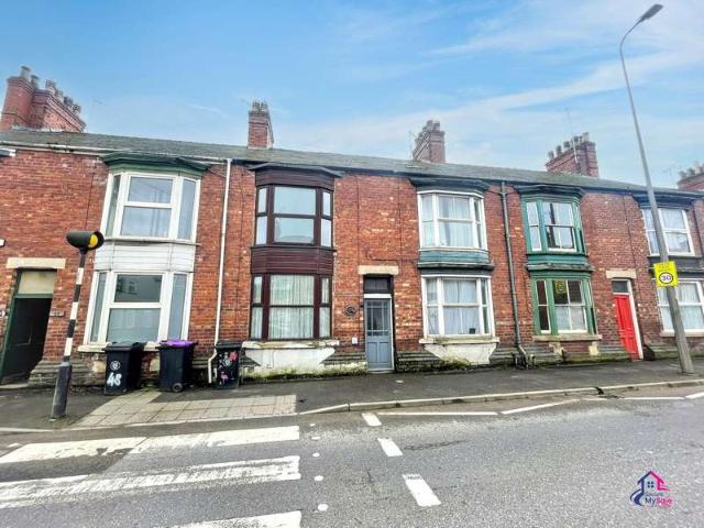 3 Bedroom Terraced House