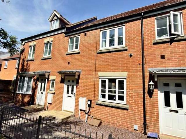 3 Bedroom Terraced House