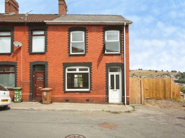 3 Bedroom Terraced House