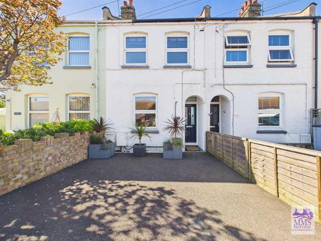 3 Bedroom Terraced House