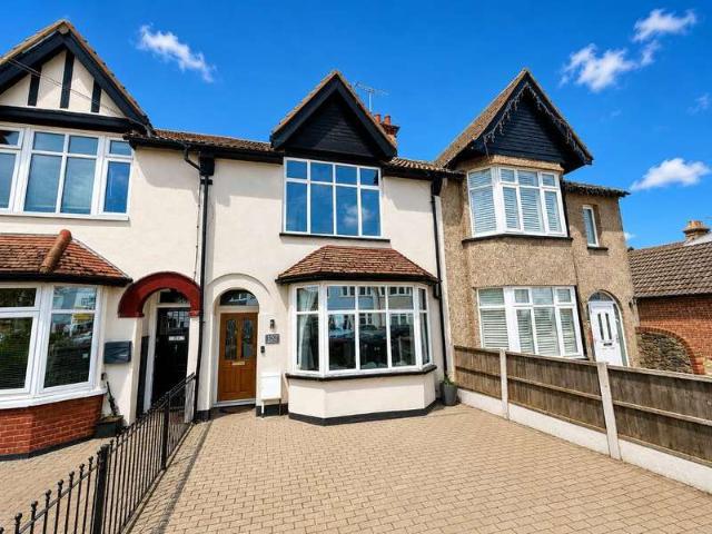 3 Bedroom Terraced House