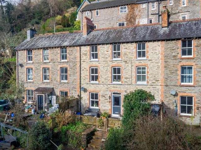 3 Bedroom Terraced House
