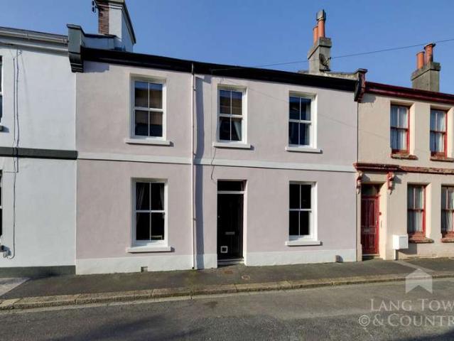3 Bedroom Terraced House