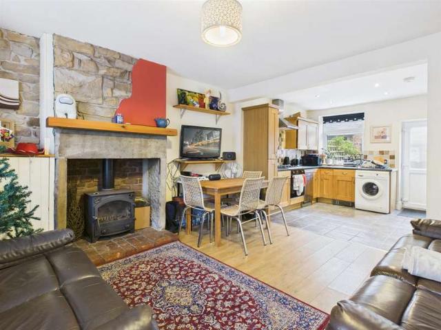 3 Bedroom Terraced House