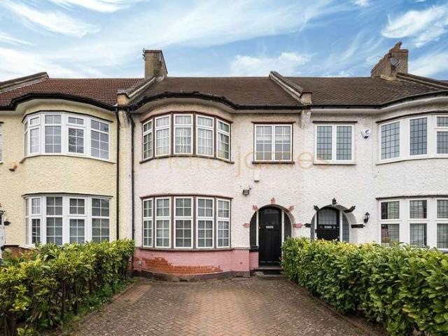 3 Bedroom Terraced House
