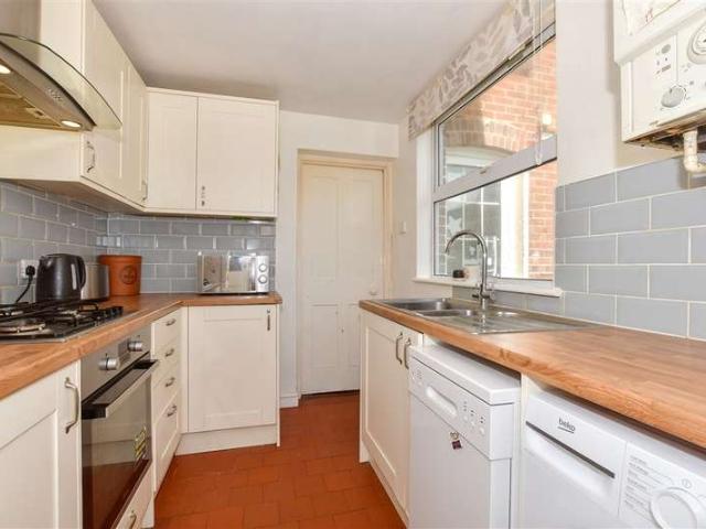 3 Bedroom Terraced House