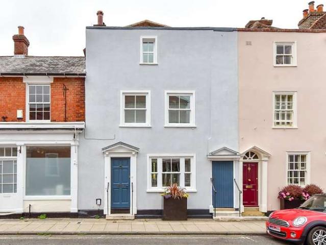 3 Bedroom Terraced House