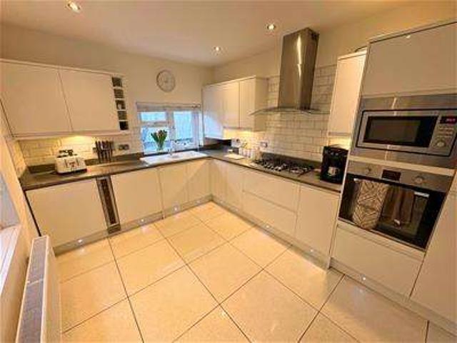 3 Bedroom Terraced House