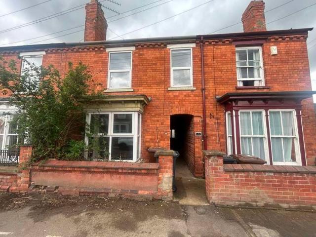 3 Bedroom Terraced House