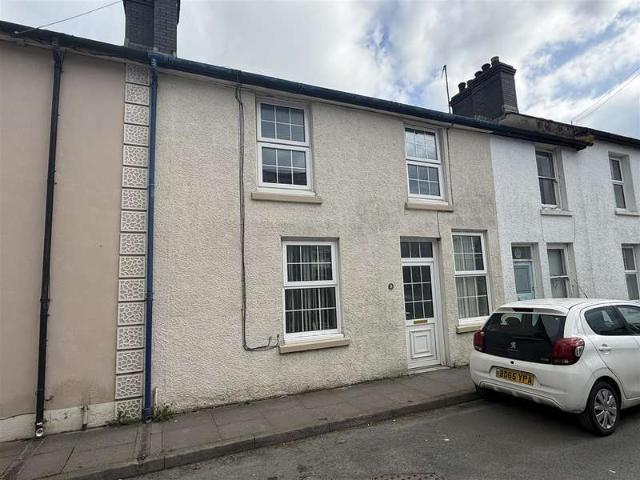 3 Bedroom Terraced House
