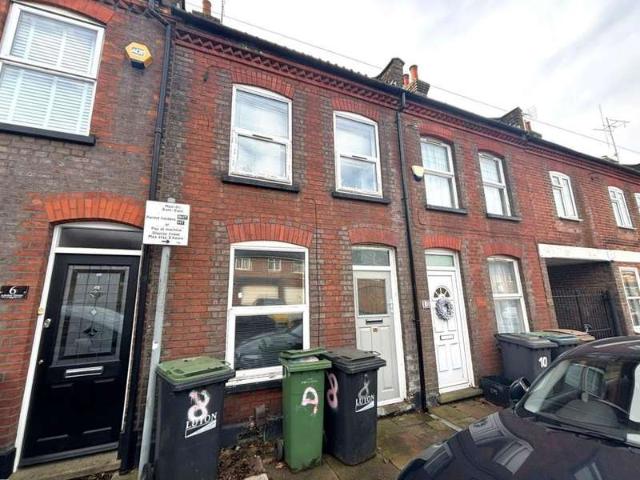 3 Bedroom Terraced House